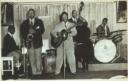 Gene Phillips & His Rhythm Aces: “Big Legs” – Spontaneous Lunacy